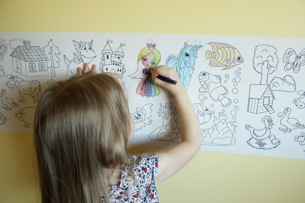 Review of the Jolly Rolly coloring roll | Gerardo's Toys